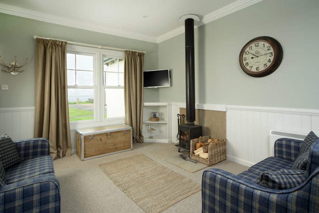 Victoria Hotel -Point Cottages - Victoria Hotel